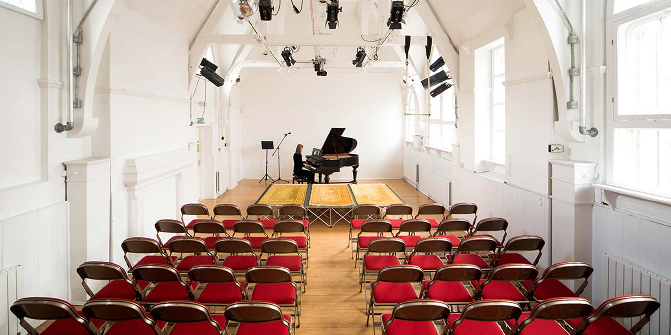 OCTOBER GALLERY: SPACE & VENUE HIRE, CENTRAL LONDON: GALLERY & Courtyard