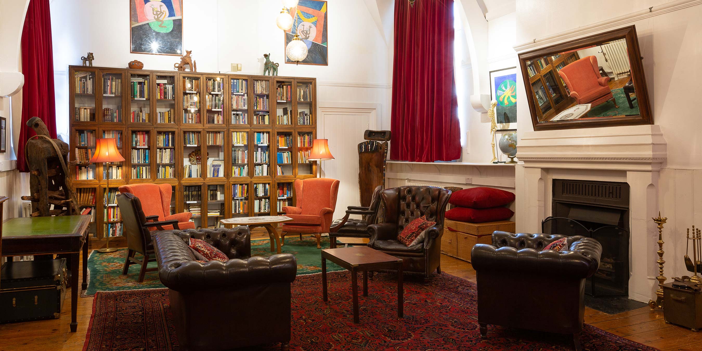 OCTOBER GALLERY: SPACE & VENUE HIRE, CENTRAL LONDON: CLUB ROOM